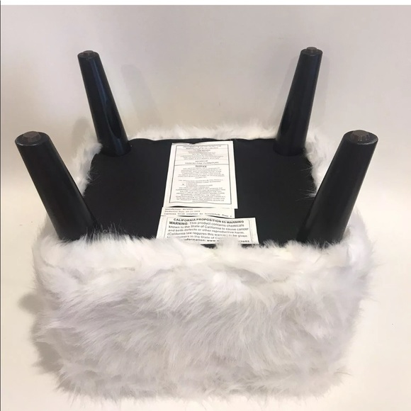 Tainoki Fine Furniture | Other | New Tainoki White Faux Fur Storage ...